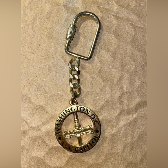 Unbranded | Accessories | Washington Dc Us Capitol Souvenir Spinner ...